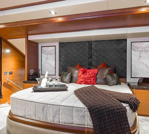 Yacht AZIMUT YCG 120', Azimut | CHARTERWORLD Luxury Superyacht Charters